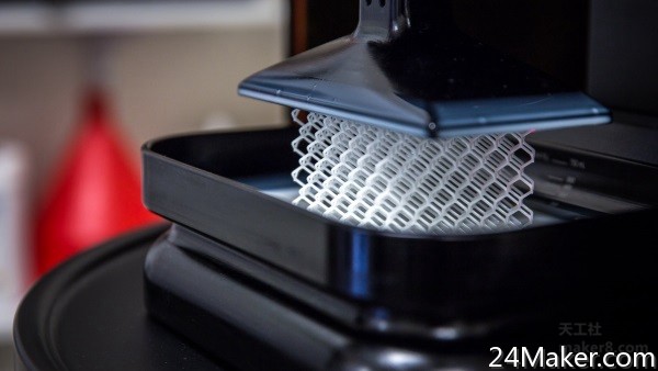 又有两家3D打印服务公司获准提供CLIP技术服务|CLIP,Carbon|3D打印新闻资讯|创想智造3D打印手板模型加工 - 24Maker.com